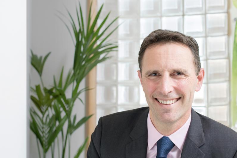 Alistair Ring 医生,乳腺科内科专家 | The Royal Marsden