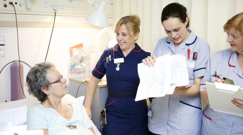 Nurses' roles and uniforms | The Royal Marsden